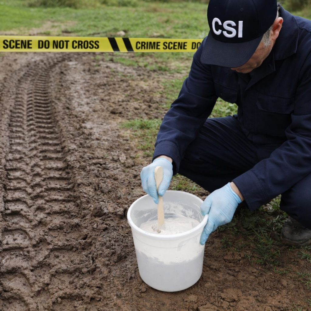 Shoeprint - Tire Impression Plaster - Tetra Scene Of Crime