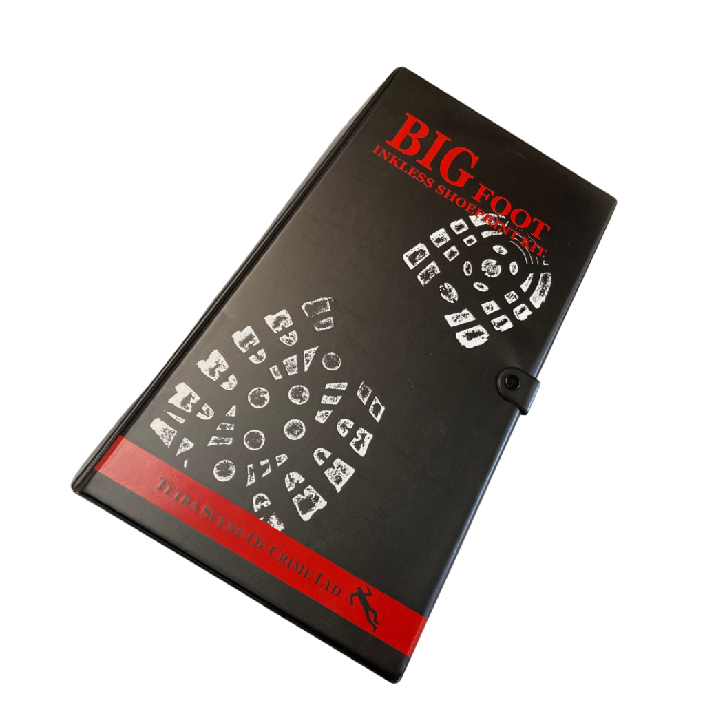 Bigfoot ® Inkless Shoe Print Paper - Large - TFL0101AB - Tetra Scene Of ...